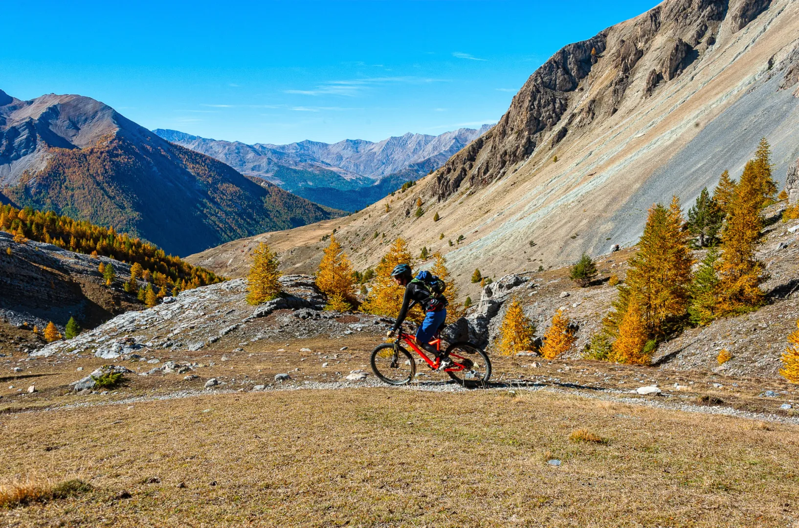 Grande Traversée VTT L'Alpes-Provence : Een 305 km mountainbikeroute ...